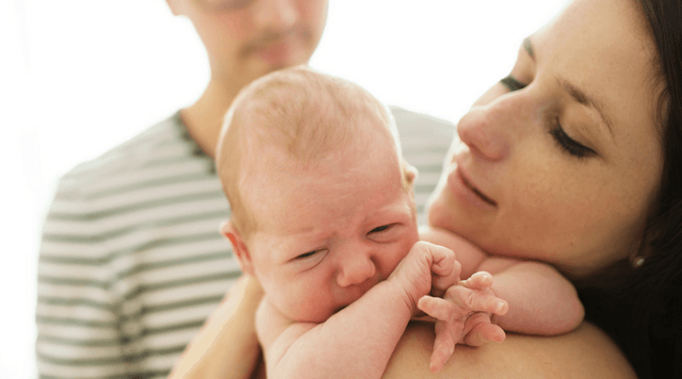 How to Survive The First Week With Your Newborn (6 Quick Tips ...